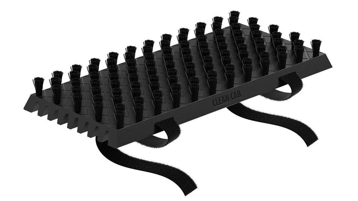 CLEAN CAB - Step Mounted Foot Brush - FREE SHIPPING!