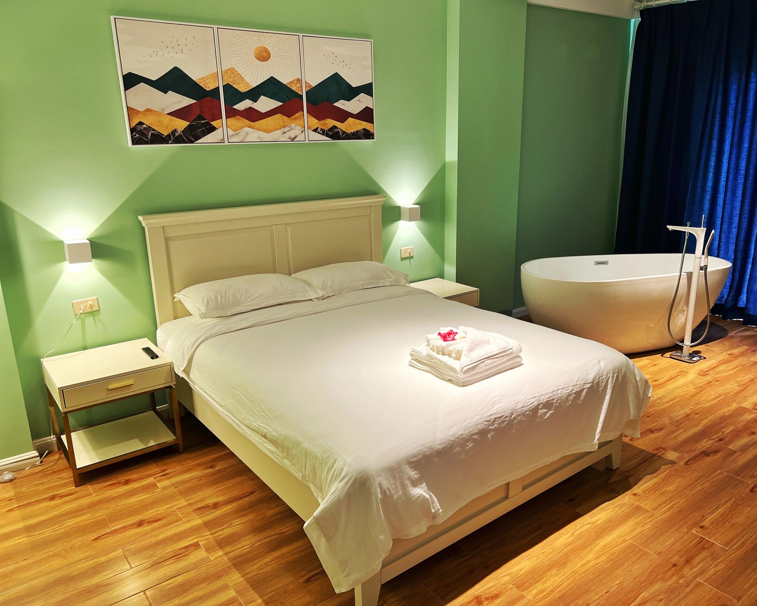 Tinian Diamond Hotel & Suites