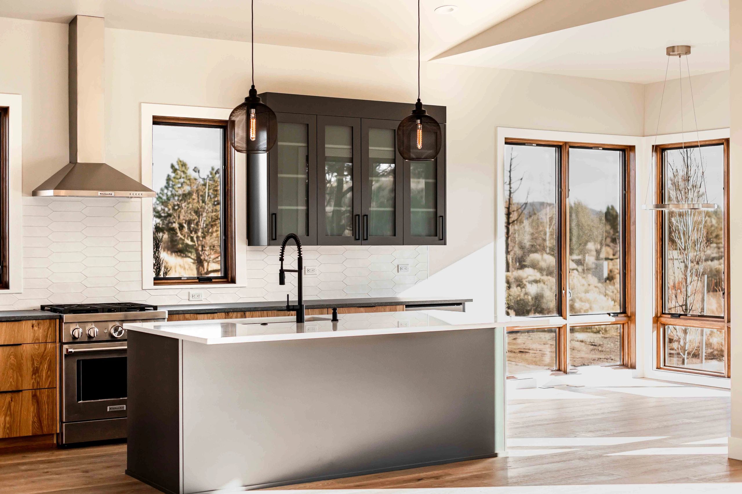 High Lakes Electric - Bend Electrician - Sunriver, Oregon