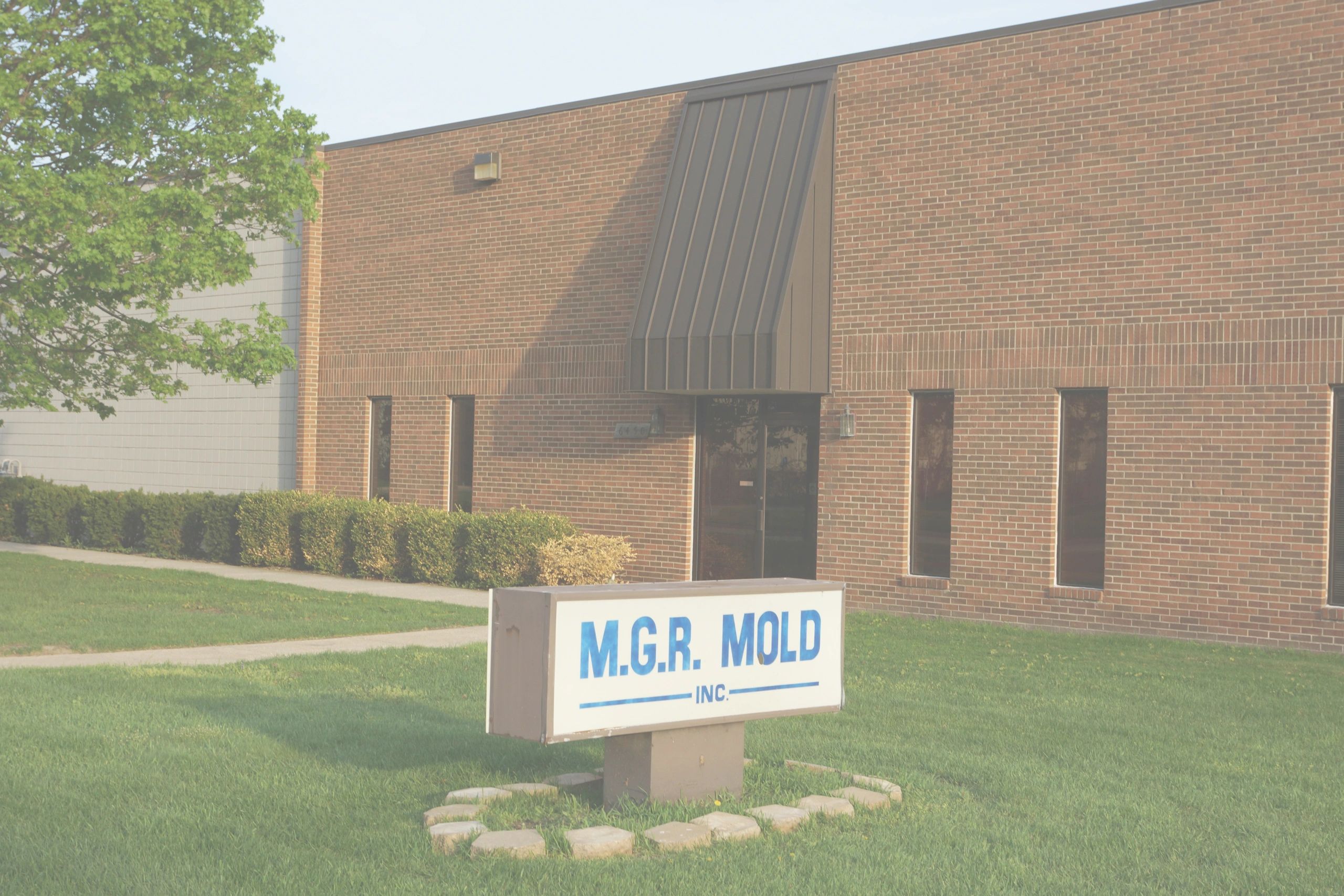 M.G.R. Mold - Mold Making, Manufacturing, Plastic Injection Molding