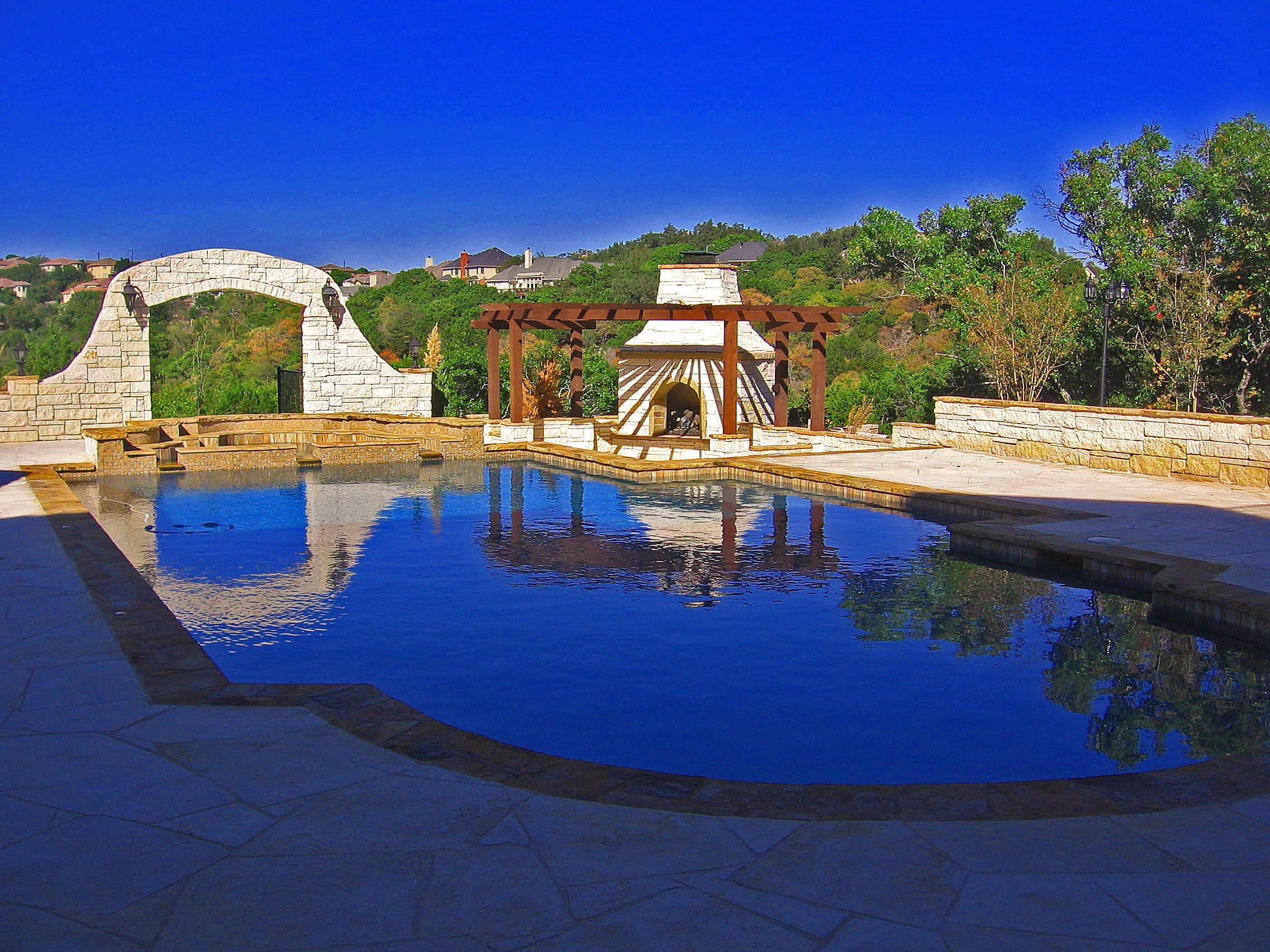 Southern Cross Pools - Swimming Pools, Pool Service