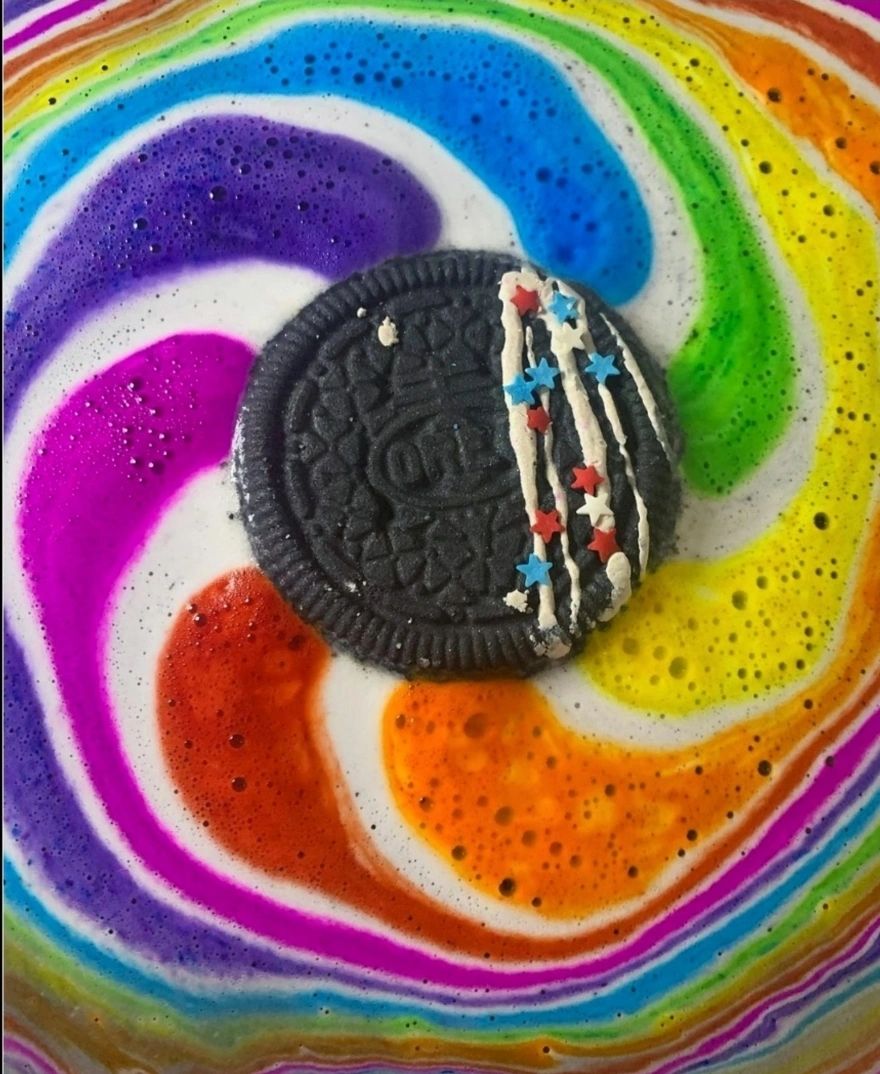 Patriotic Oreo Bath Bomb