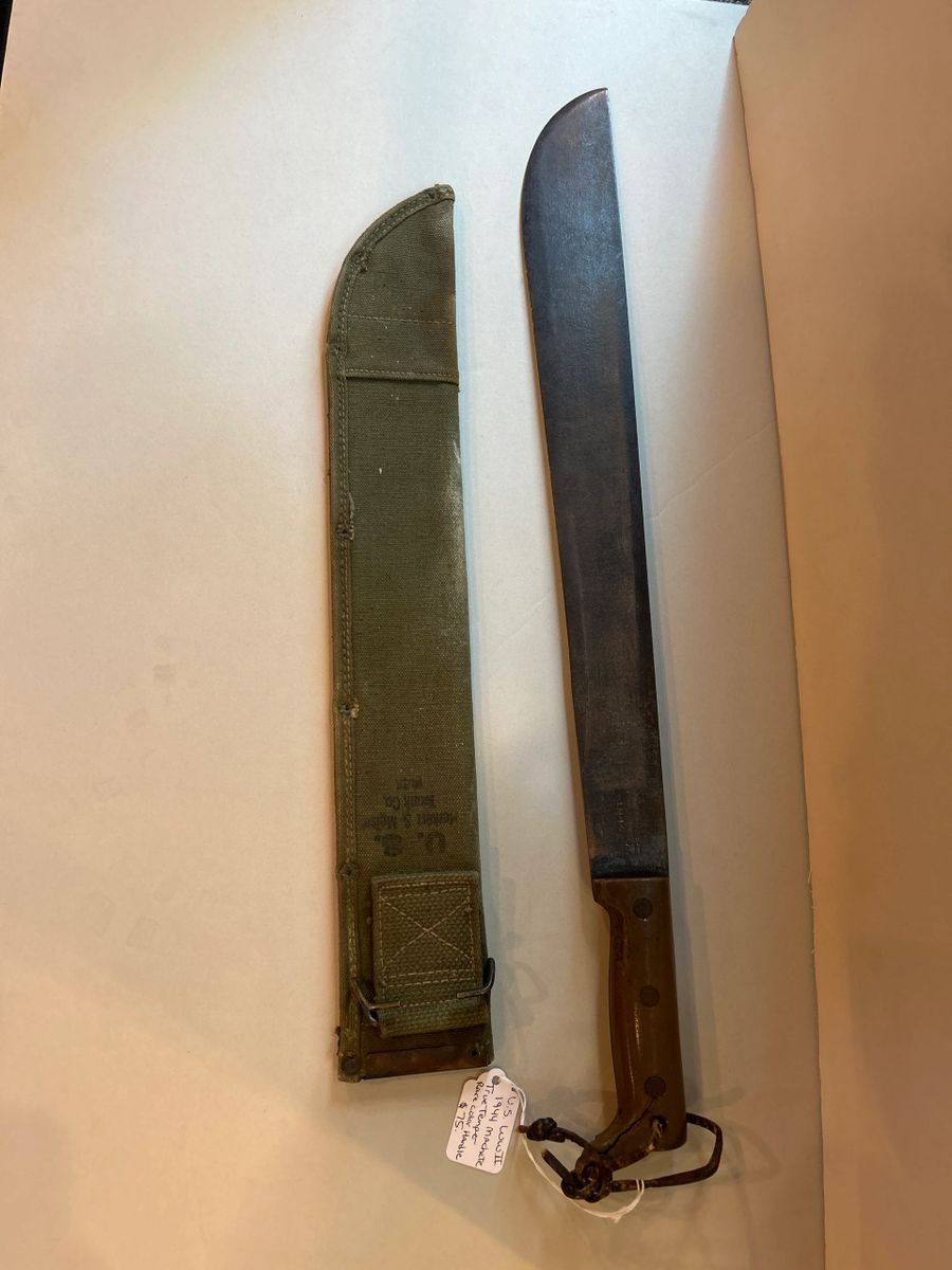WW2 U.S. 1944 Machete True Temper Brown handle
