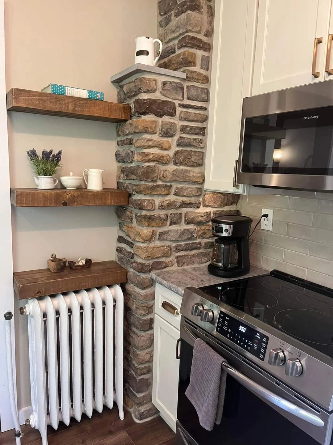 Expert Finish Carpenter Services | C.C. Carpentry