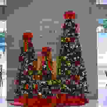 Daryan Display Holiday, Event & Party Decor