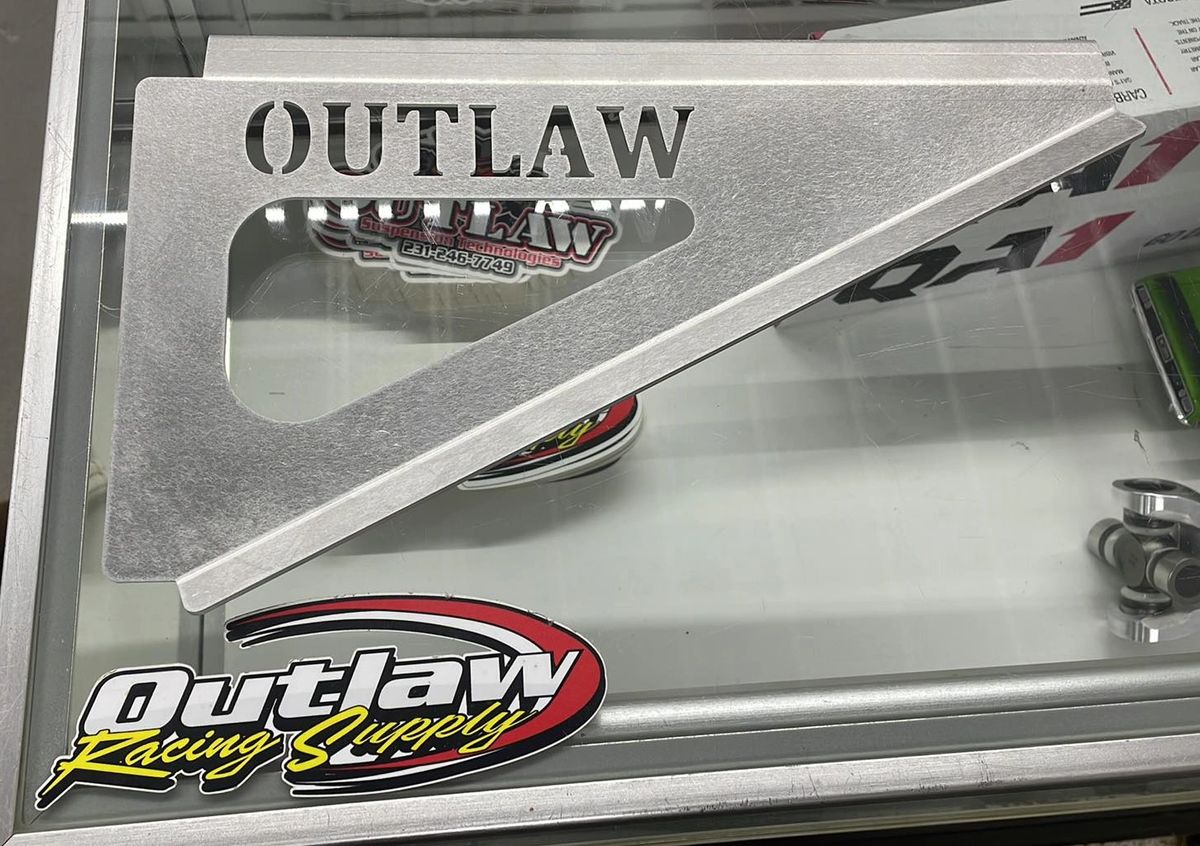 Outlaw rear t-bar breakaway