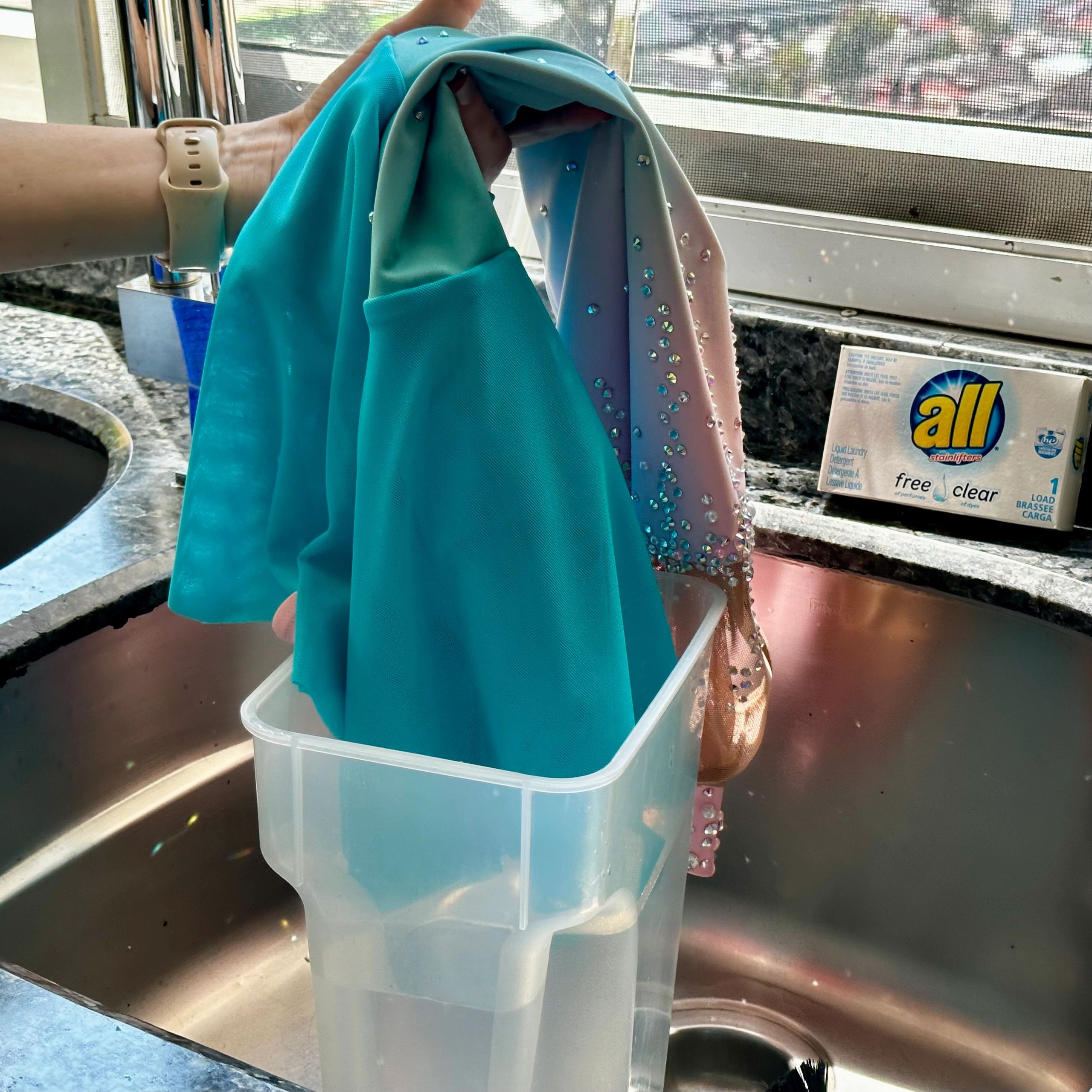 A GUIDE TO WASH YOUR CUSTOM-MADE FIGURE SKATING DRESS