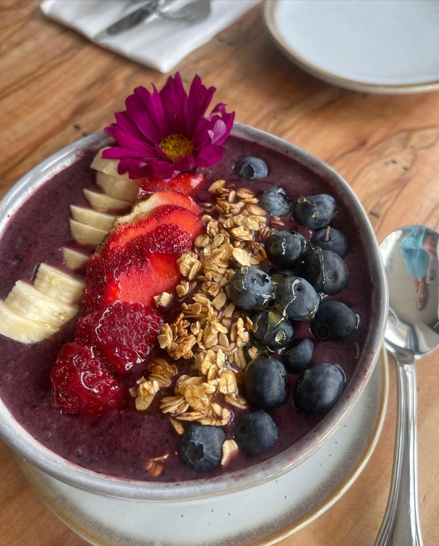 ZAVA CAFE - Healthy Breakfast & Lunch