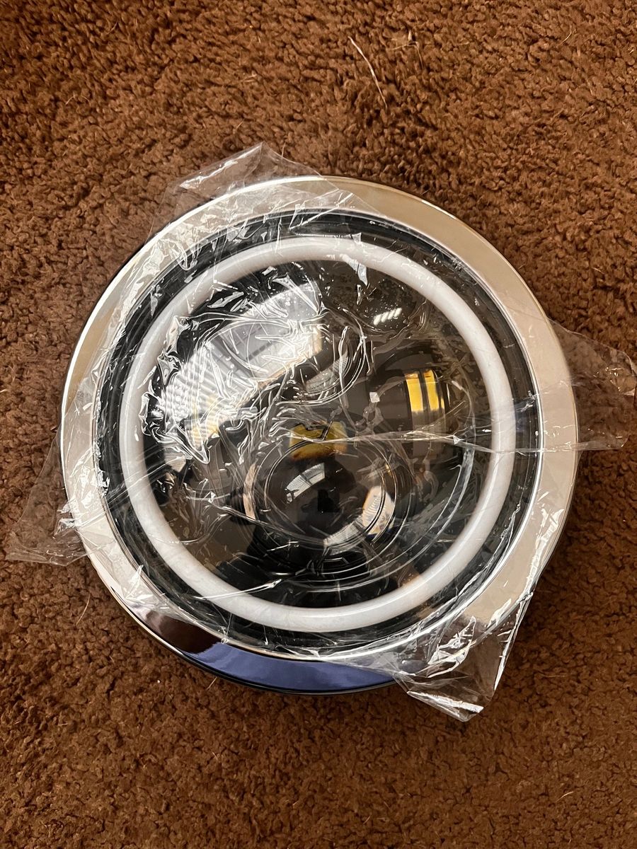 Led Headlights w/Halo, DLR / Turn Lights And OEM Chrome Ring