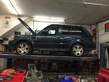 HILLSIDE GARAGE - Auto Repair, Land Rover, Restoration