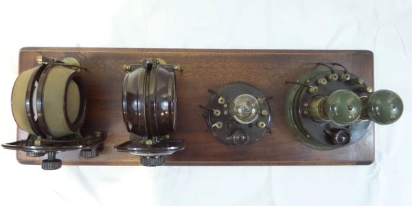 The Notables | Roaring Twenties Antique Radio Museum