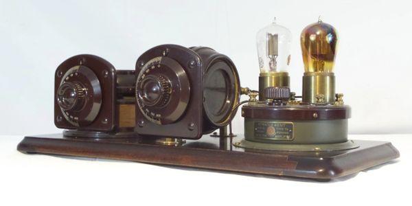 The Notables | Roaring Twenties Antique Radio Museum
