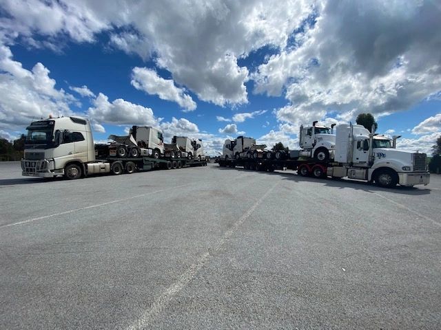 Rise of the Phoenix - Transport, Trucks and Machinery