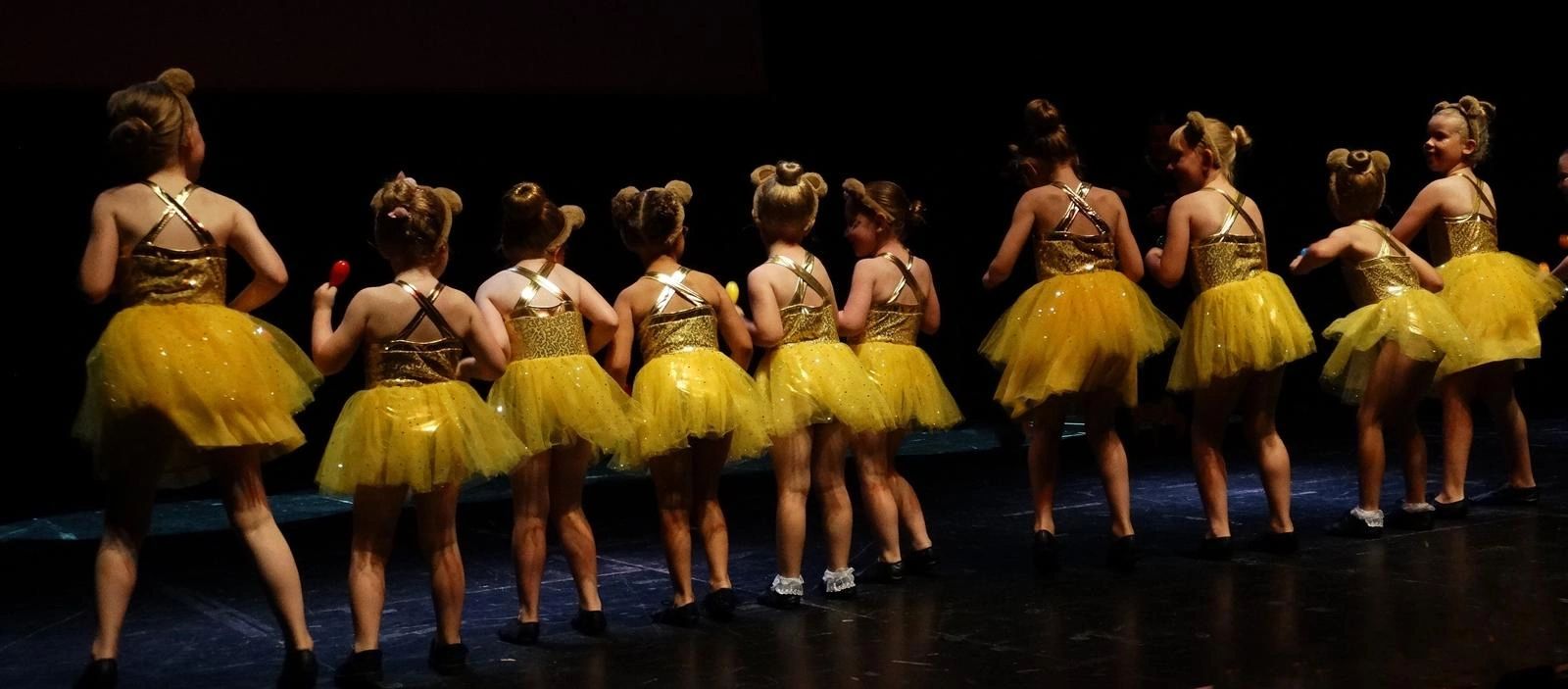 DH Dance School