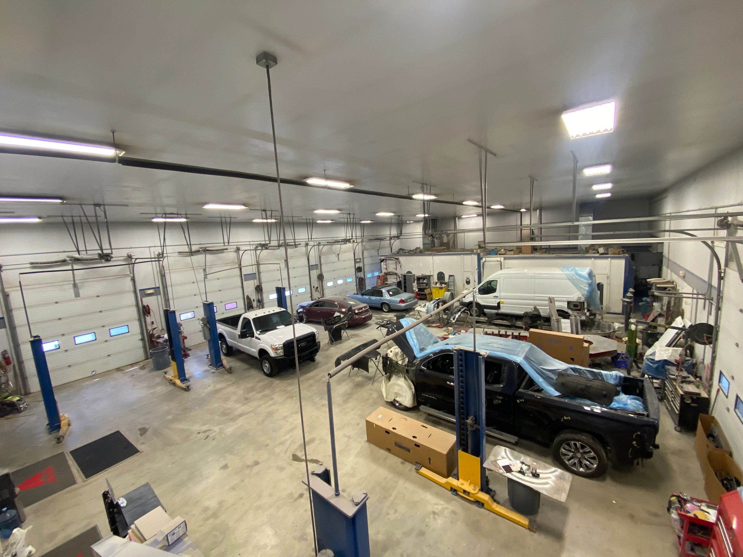 Tri state body and paint