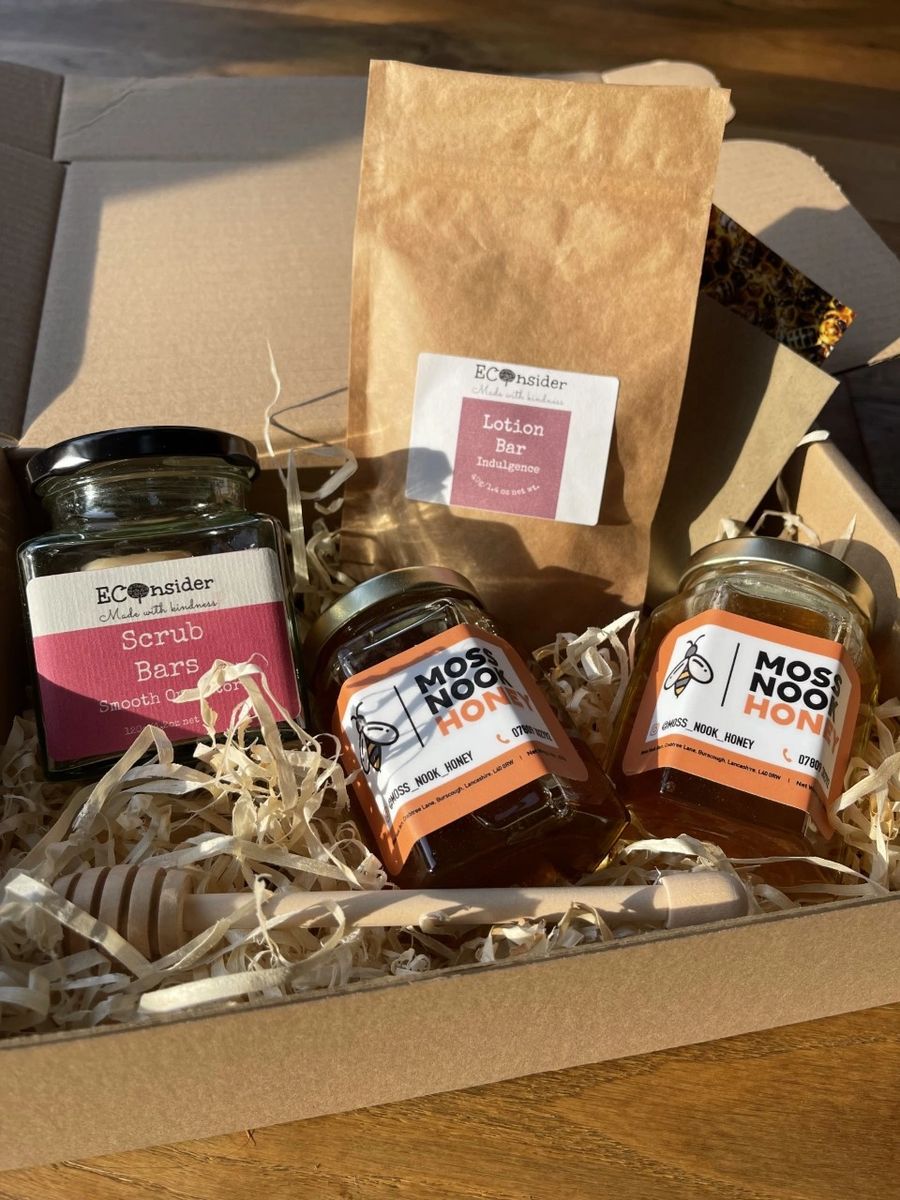 Luxury indulgence gift set