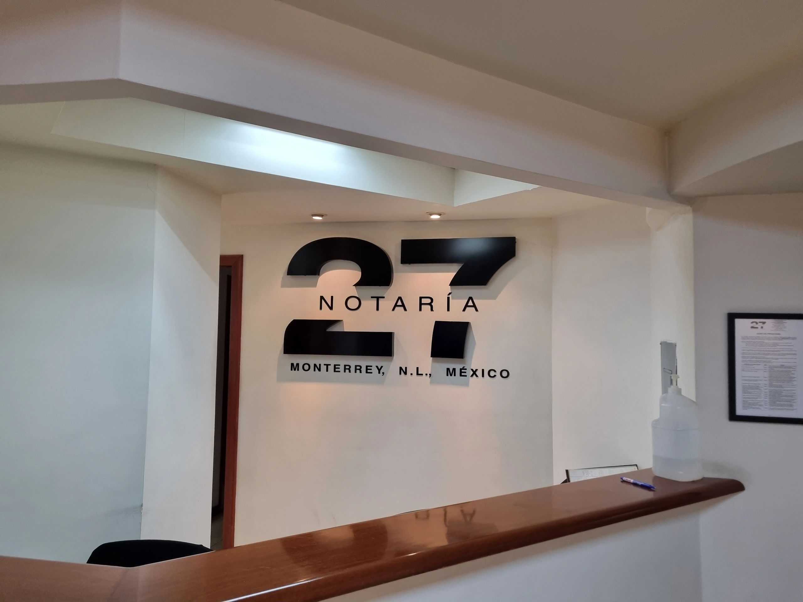 Nosotros | Notaría 27