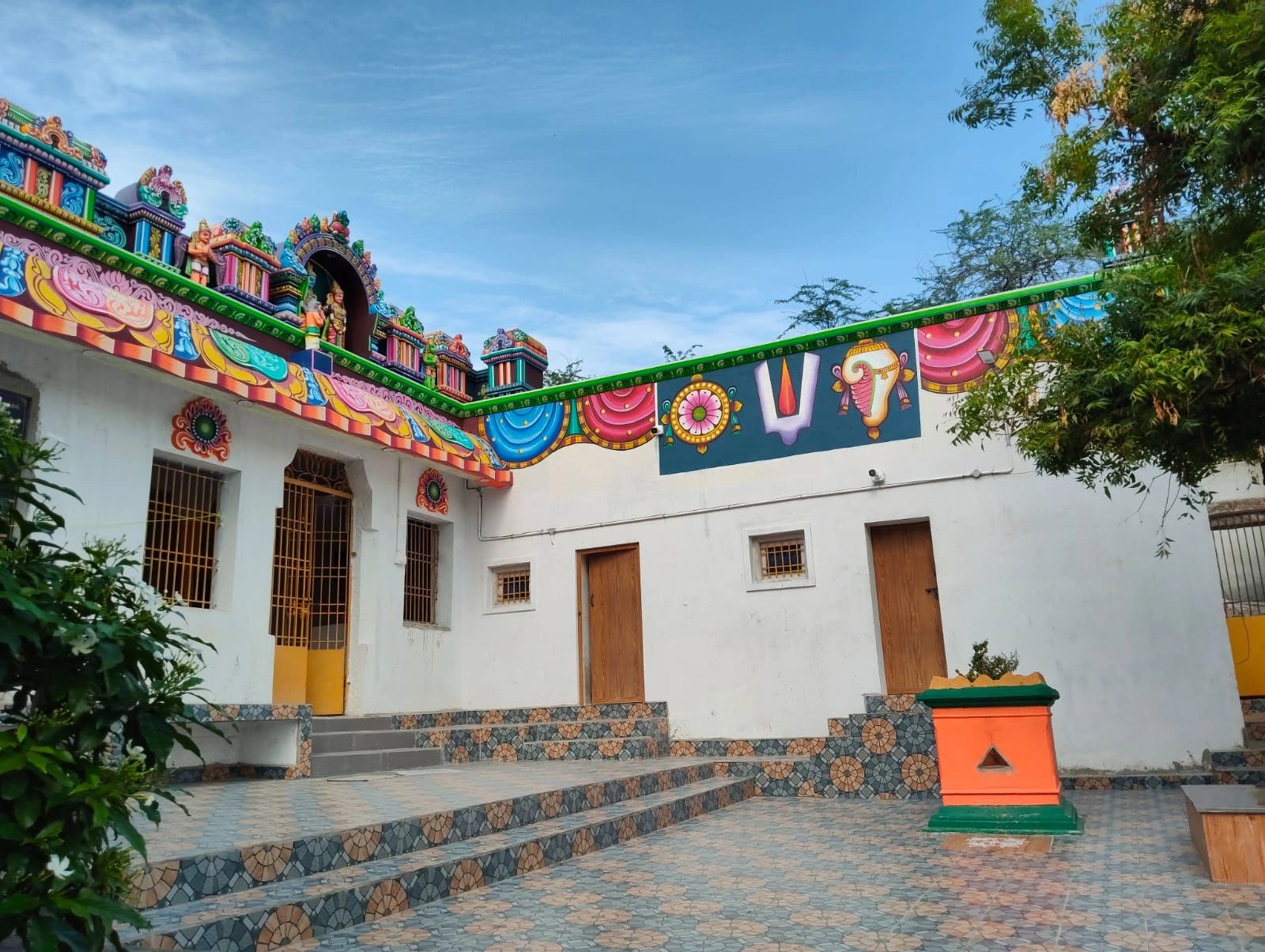Sri NijanandaSwami Dharma Chathiram