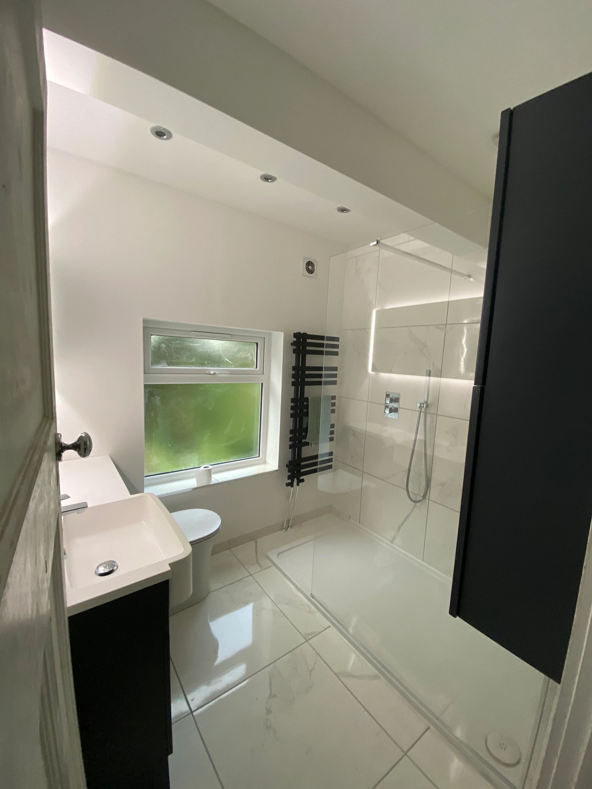 Why Professional Decorators Are Essential for Transforming Spaces