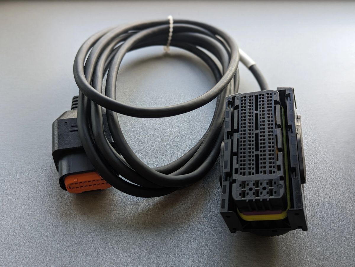 JCB / Bobcat DCU/ACM to Trasdata Bench Cable