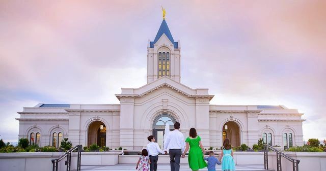 August 2–8: “Stand Ye in Holy Places” (D&C 85–87)