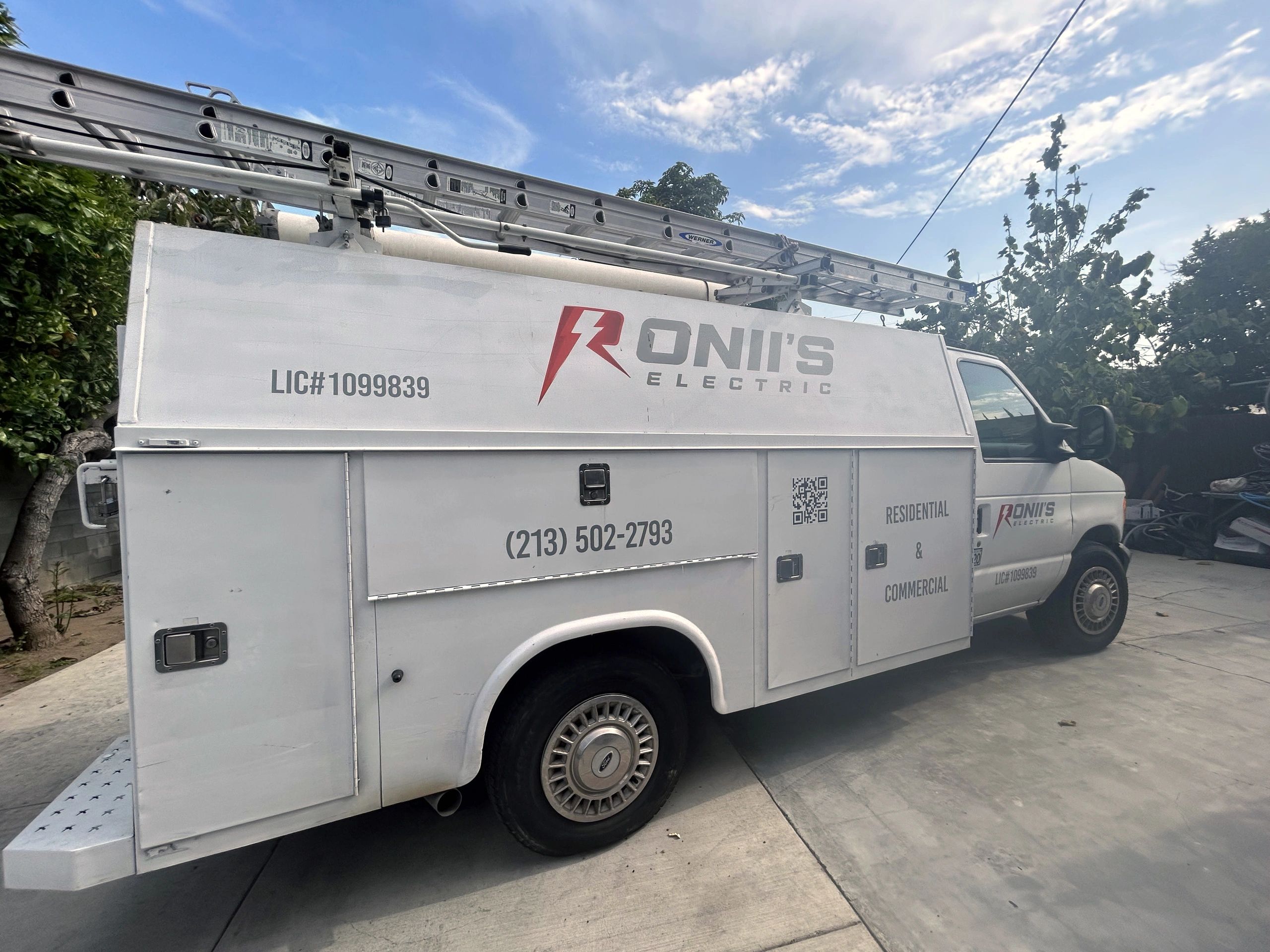 Commercial and residential electrical service in USA