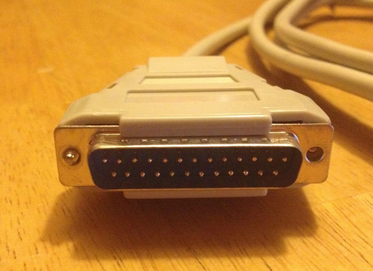 DB9 Male MMDVM / STM32 Modem to Kenwood TKR-850 DB25 Male 2 ft. Cable