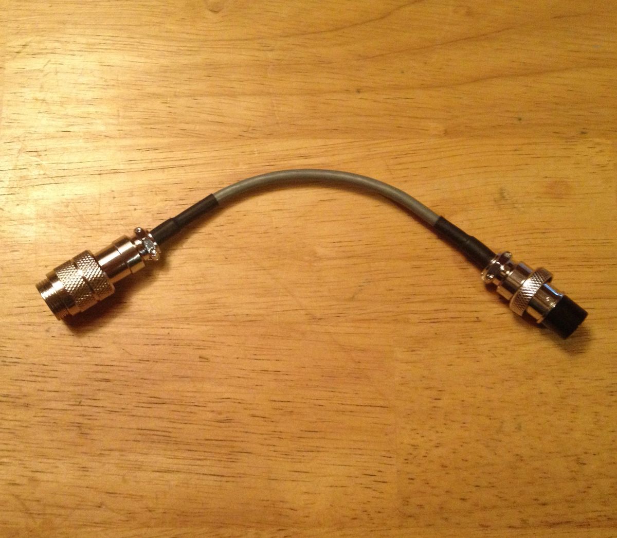 Icom 8 Pin Microphone to Ten-Tec 4 Pin Radio