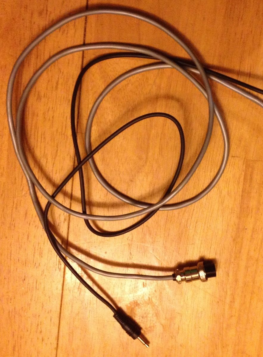 Yaesu 8 pin mic plug & 1/8" speaker plug to 5 Pin Molex - AEA PAKRATT ...