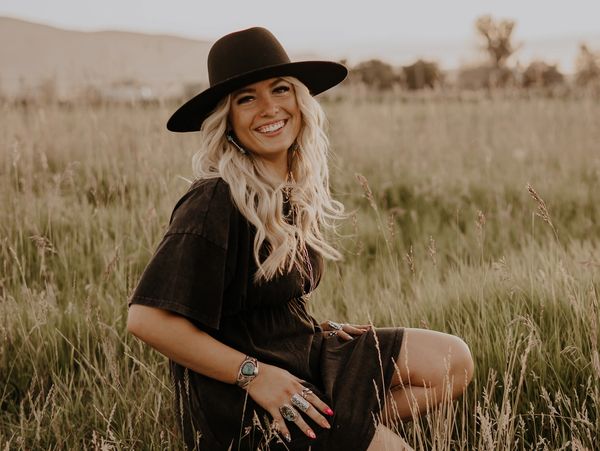 A all in one beauty salon in Springville - The H Studio