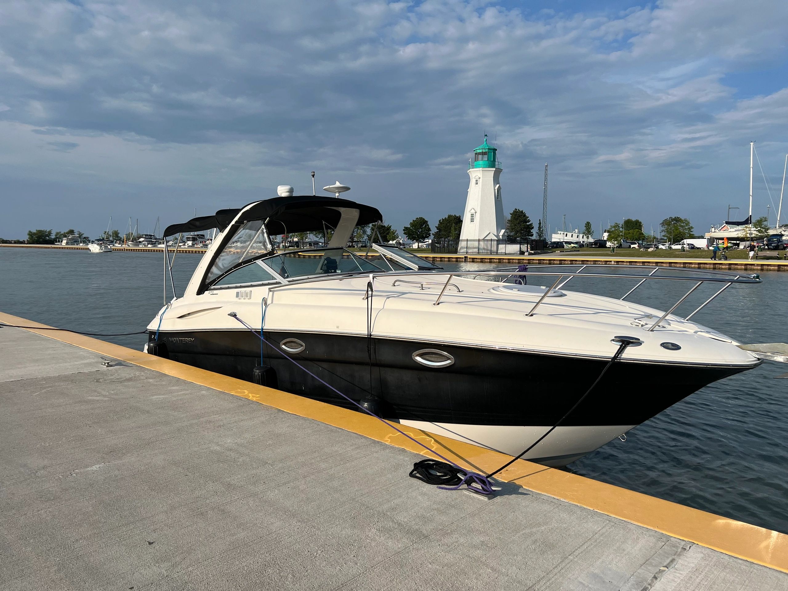 Experience Unforgettable River Cruises at Niagara Boat Experiences