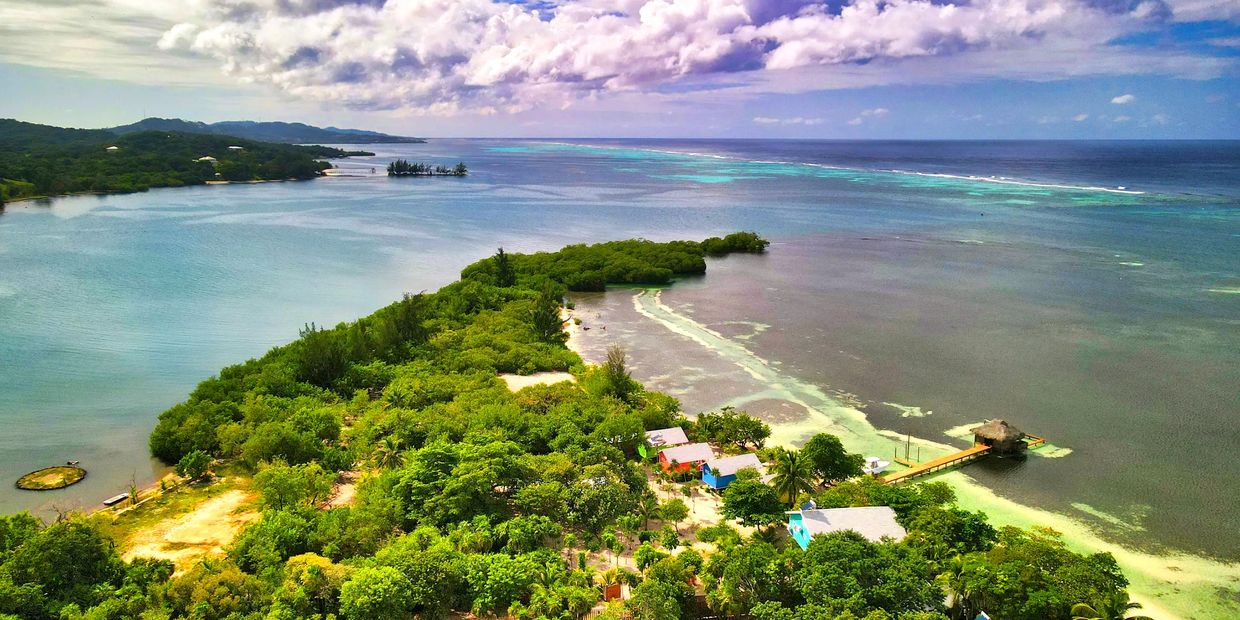 Reefside Retreat - Caribbean, Beach Retreat, Roatan