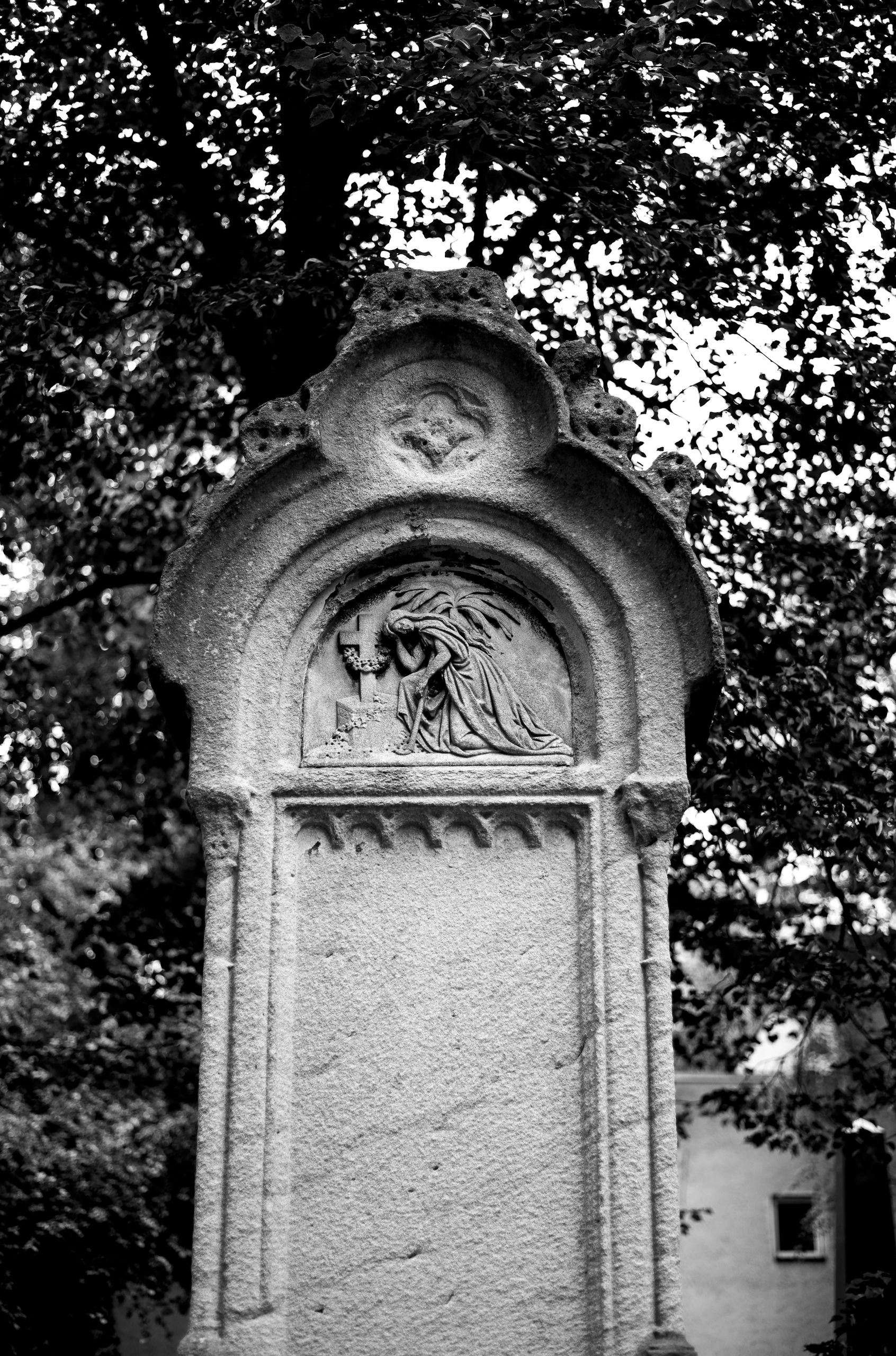 Tombstone Symbols and What They Mean
