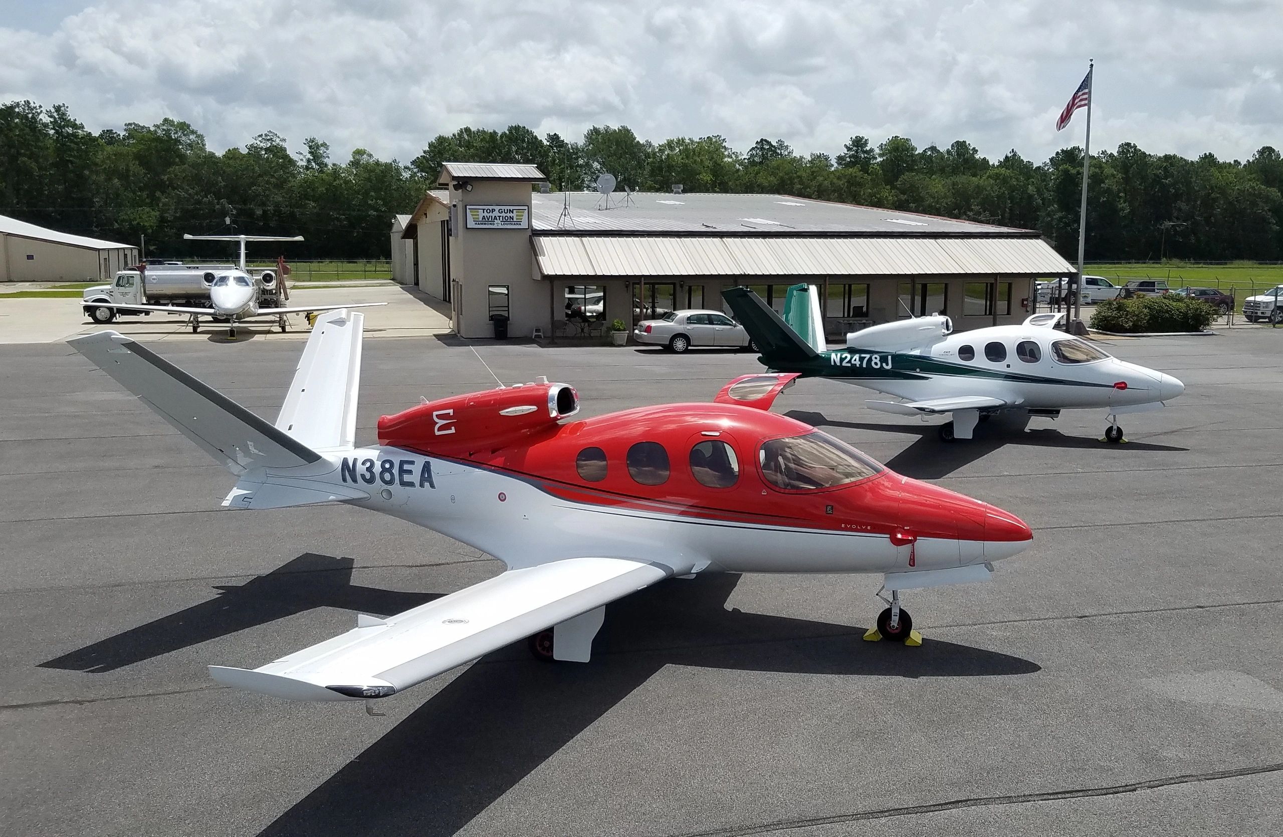 TopGun Aviation KHDC - Hammond Northshore Regional Airport, Fbo