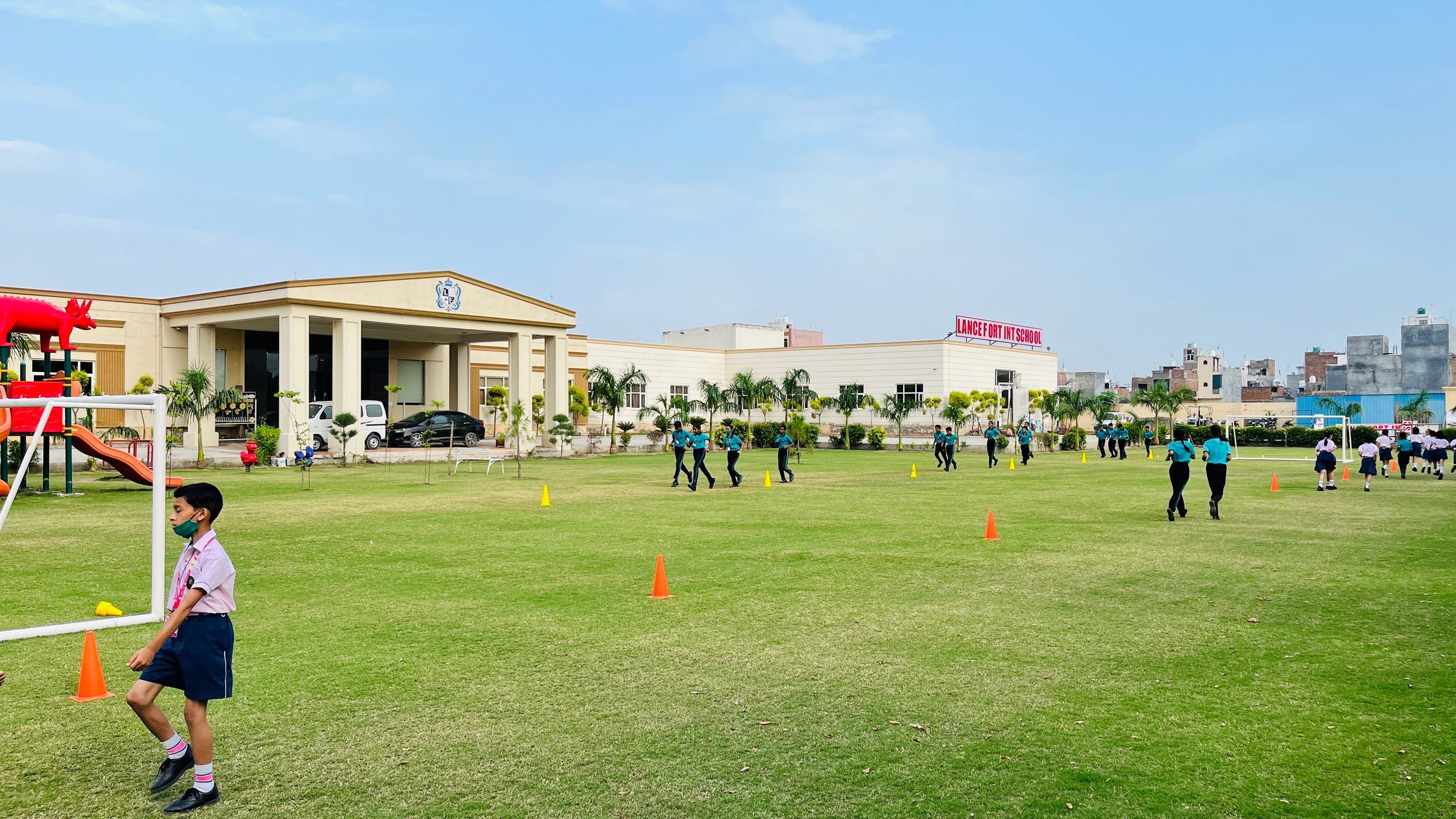 Lance Fort International School