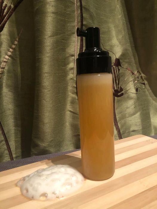 Savon à main pousse-mousse