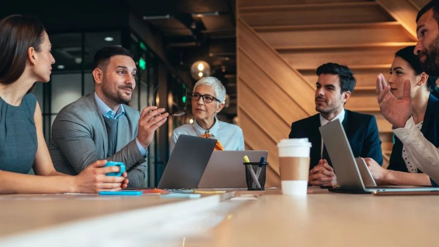 Cómo Conectar y Concertar Reuniones con Clientes