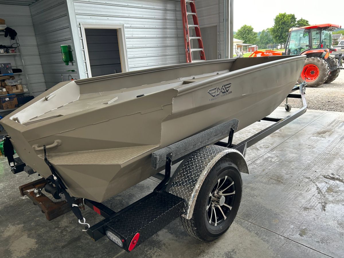 2024 Edge 553 DB Sportsman 15 foot duck boat with trailer