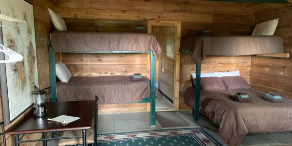 Accommodations | Riversong Lodge