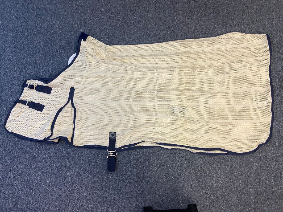 Ovation Anti-Sweat Sheet