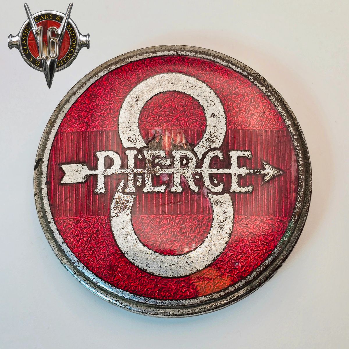 Early Pierce-Arrow 8 D. L. Auld Co. Radiator Badge Emblem