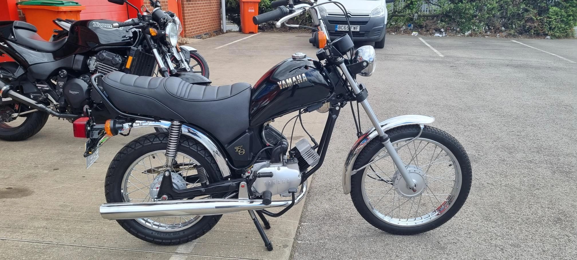 Yamaha Fs1e (custom)