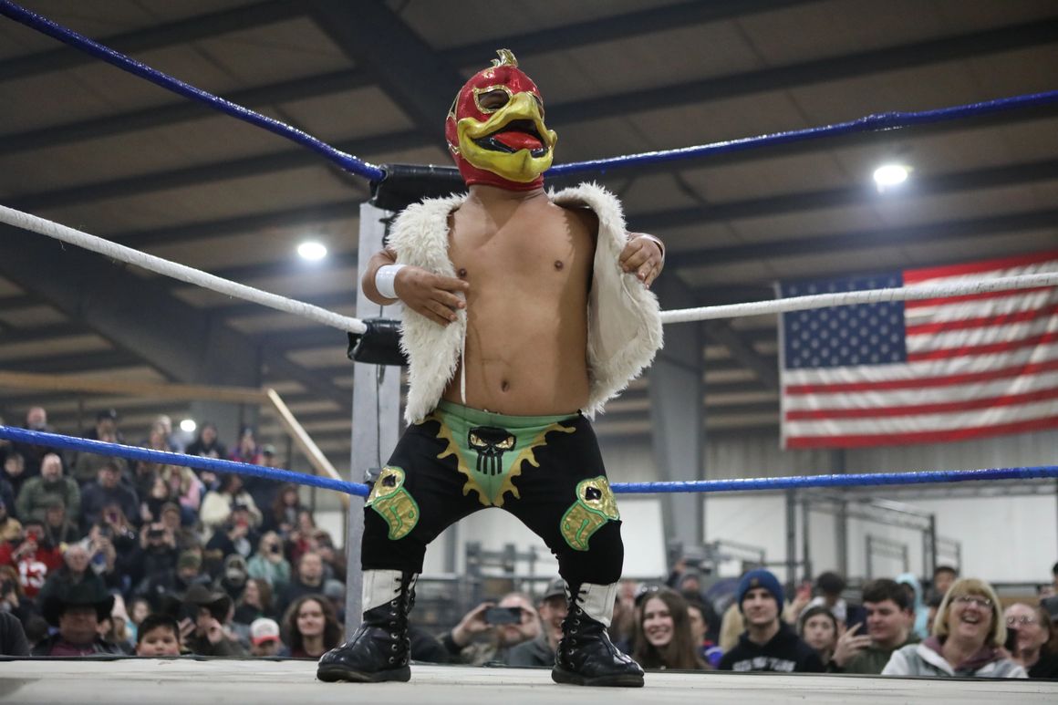 MIDGET MAYHEM - Midget Wrestling in New York | NY - Midget Mayhem Mini ...