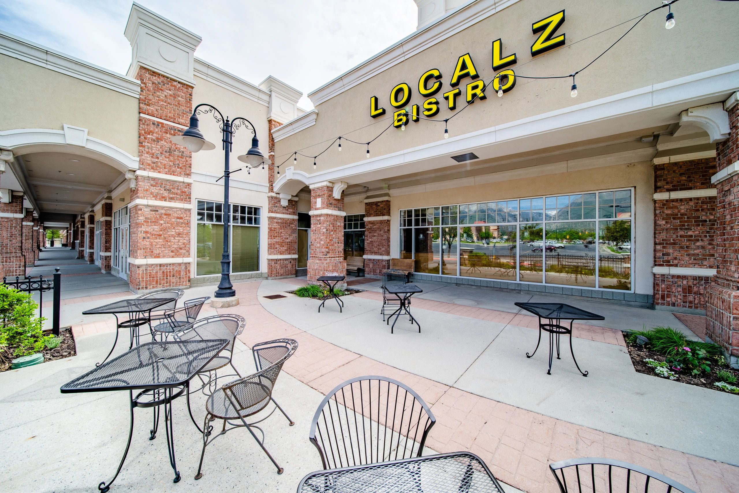 Localz Bistro
