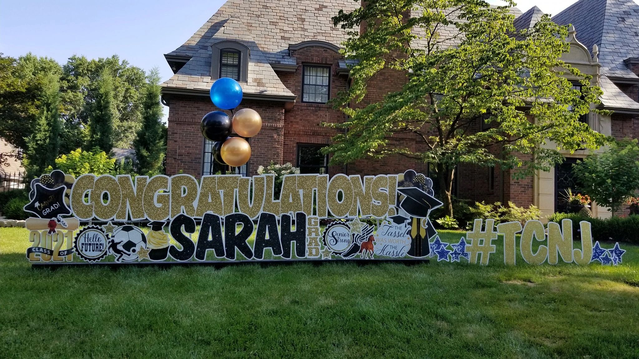 Graduation Yard Props