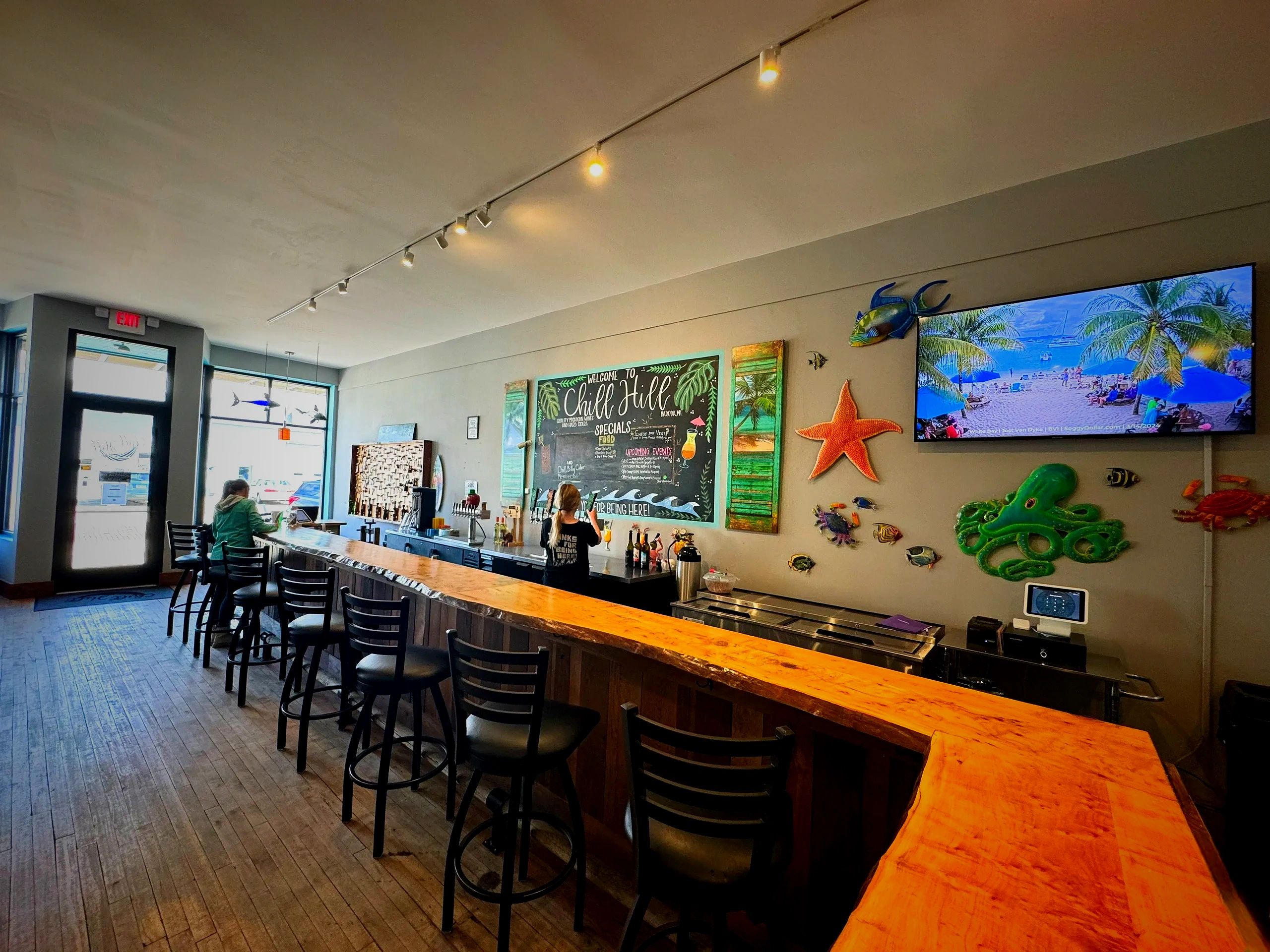 🎼Shock Roxy | Chill Hill Winery