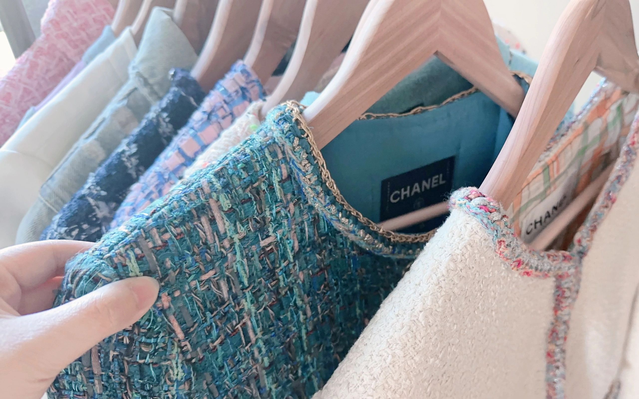 Luxury Consignment Boutique - Chic Circle Consign
