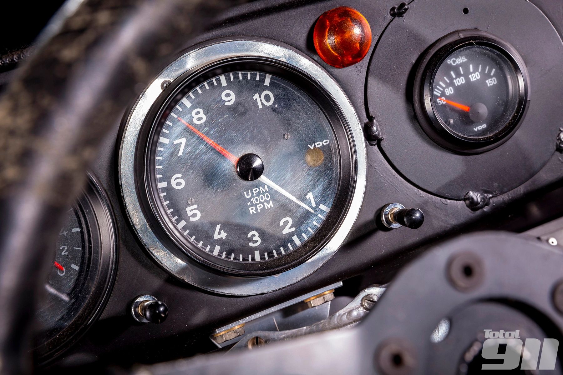 VDO Gauges Senders and Switches - VDO GAUGES FROM HOWARD INSTRUMENTS