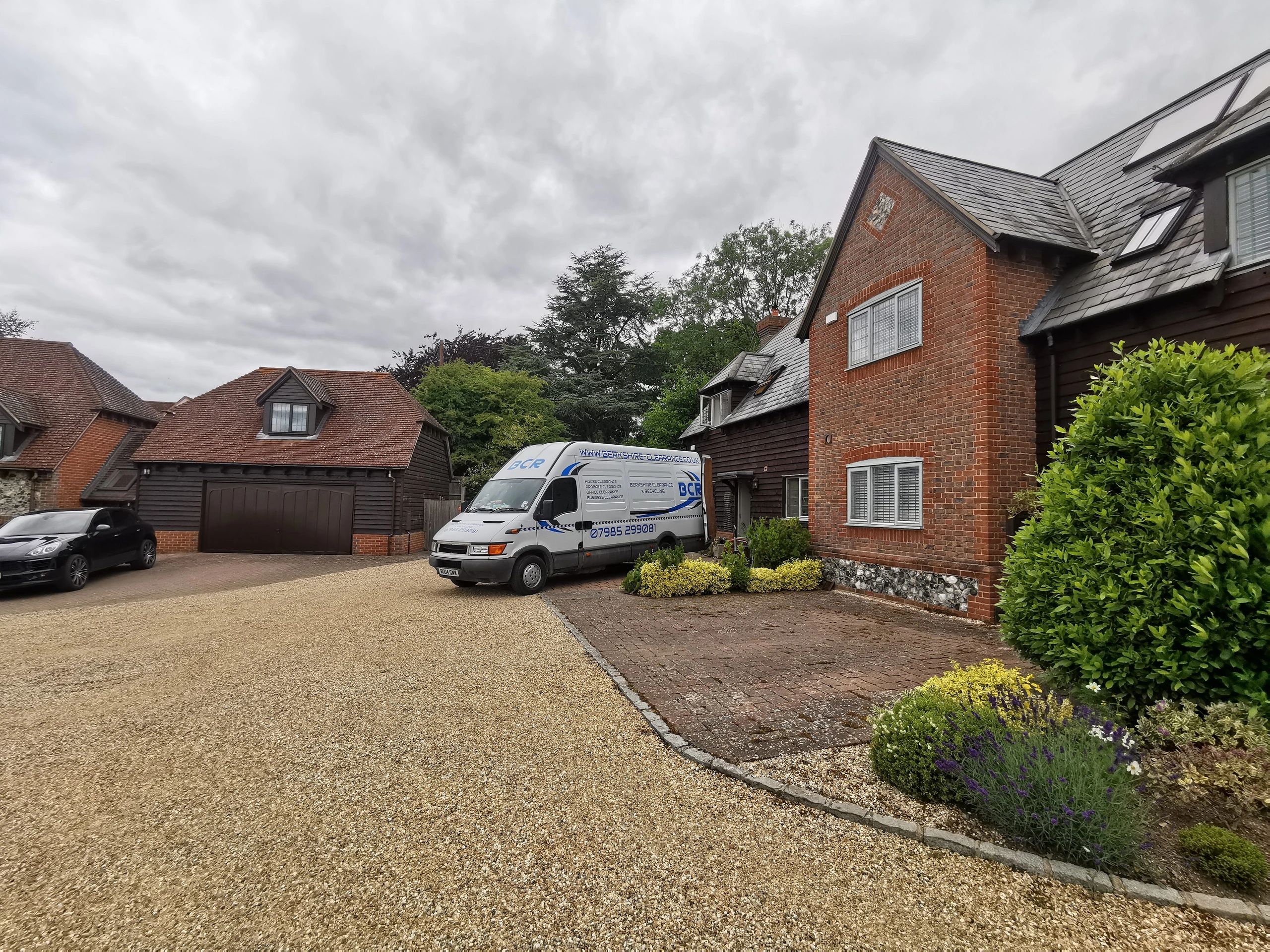 HOME CLEAR HOUSE AND BUSINESS CLEARANCE