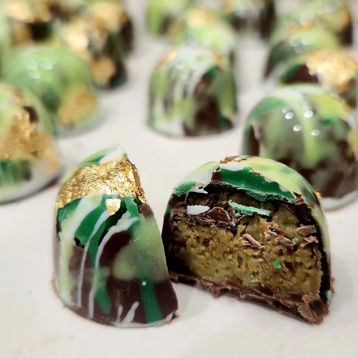 Dubai Chocolate with Gold Flake Bonbon